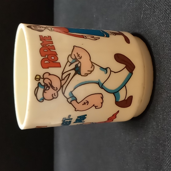 deka | Other | Vintage Popeye Friends Plastic Mug | Poshmark